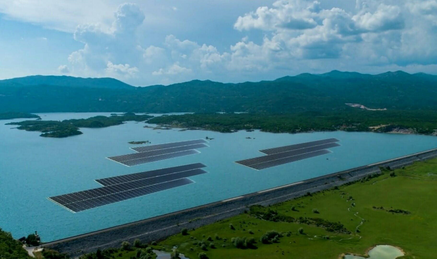 EPCG Ne Odustaje Od Plutaju e Solarne Elektrane Na Slanom Jezeru EPCG Ne Odustaje Od Plutaju e Solarne Elektrane Na Slanom Jezeru