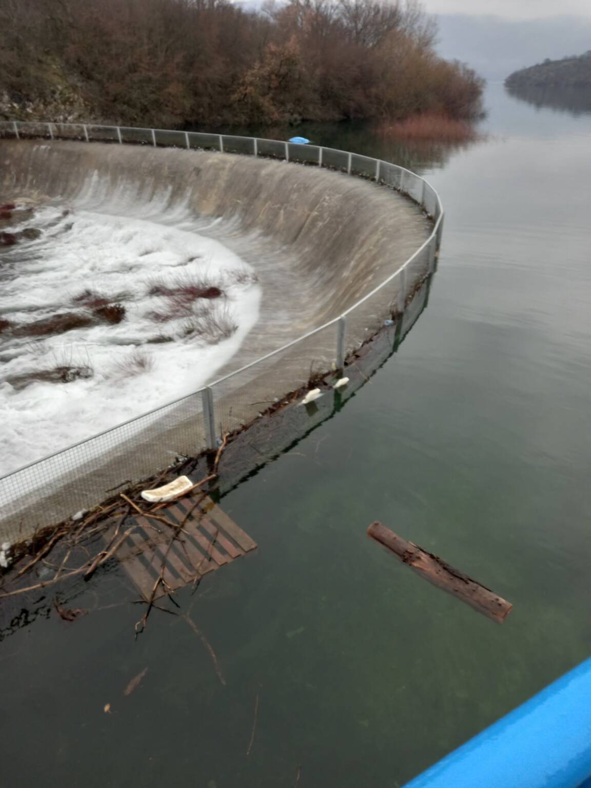 (FOTO) Ribočuvari čistili Krupac - Portal Onogošt